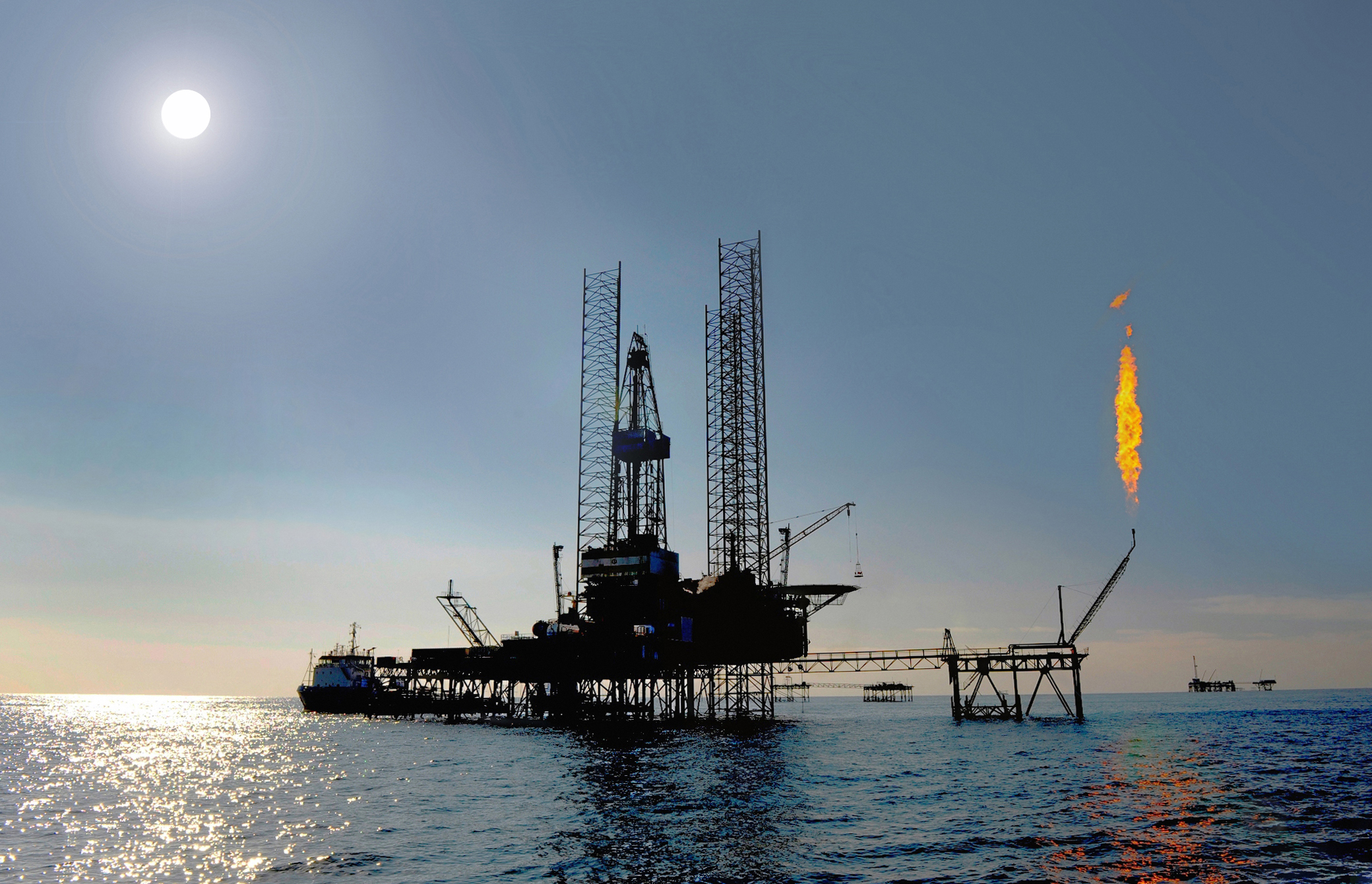 Jack-up-rig-in-the-caspian-sea - Upstream Petroleum Management